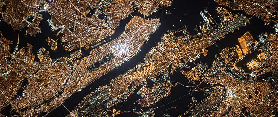 Observando al mundo a través de un lente científico - BahaiTeachings.org