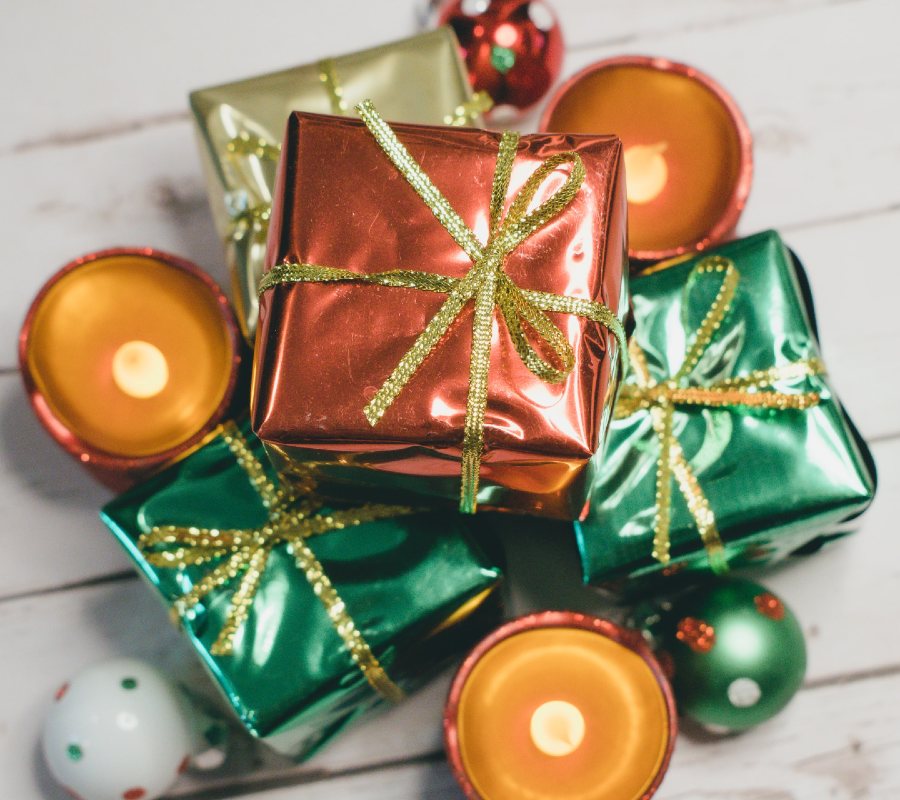 Do Baha’is Celebrate Christmas? - BahaiTeachings.org