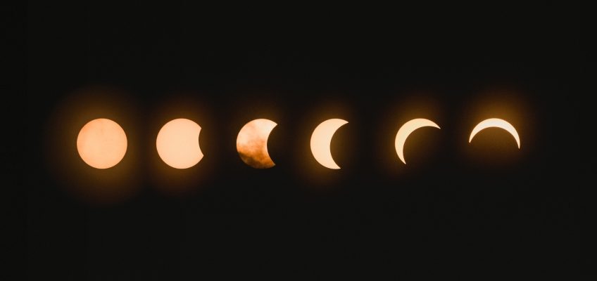 The Spiritual Meaning and Symbolism of the Moon - BahaiTeachings.org