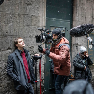 Wayfarer Studios Aims to Be a “Light in the Darkness” - BahaiTeachings.org